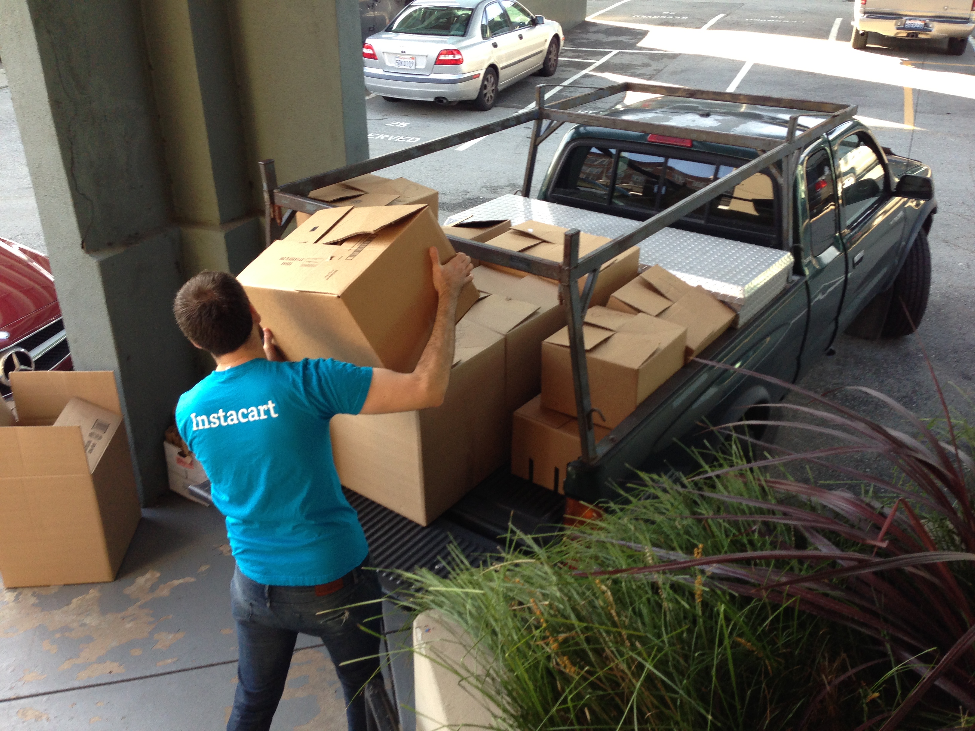 Building a Customer-focused Grocery Delivery Startup with Max Mullen ...